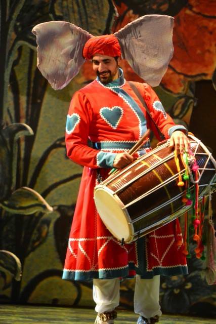 A Musical Refuge for Ronnie Malley | HYE Times